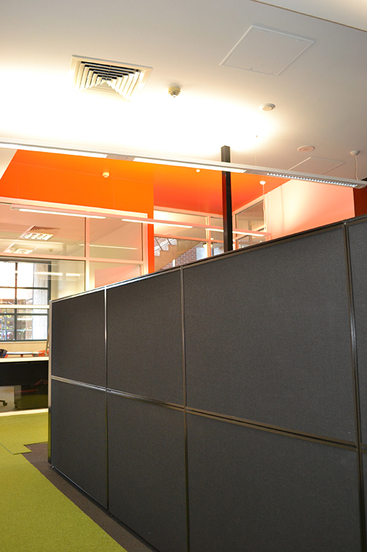 feko-versaTILE70- Feko